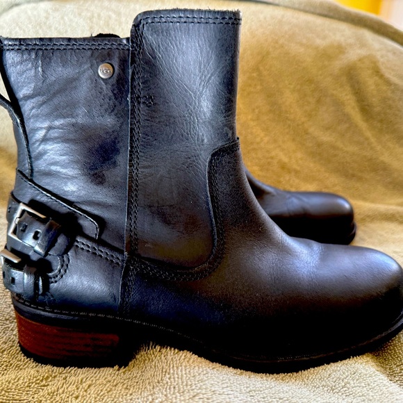UGG | Shoes | Ugg Black Leather Boots Size 5 | Poshmark